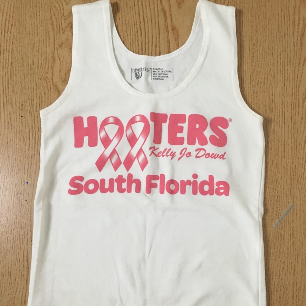 B26 Hooters Girl Worn Uniform Pink Ribbon Breast Canc… - Gem